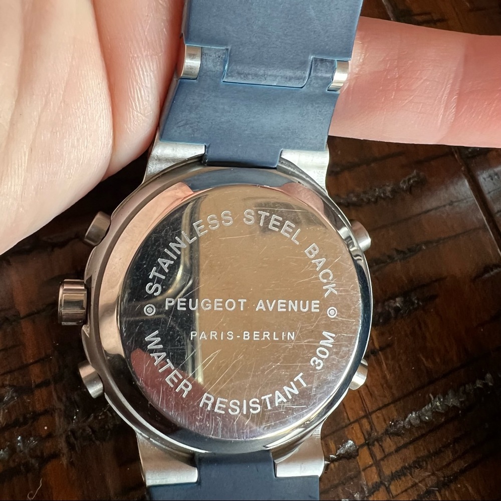 Peugeot Avenue Paris Watch - Gem